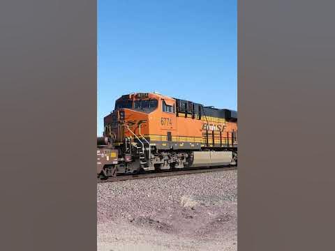 BNSF 5426 EB PORT STACK TRAIN 11/27/2021 - YouTube