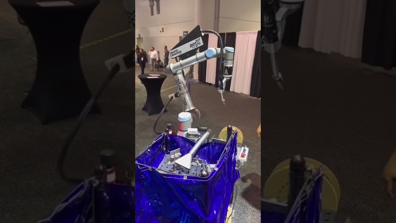 Cobot Welding on a Rhino Cart Mobile Welding Station - YouTube