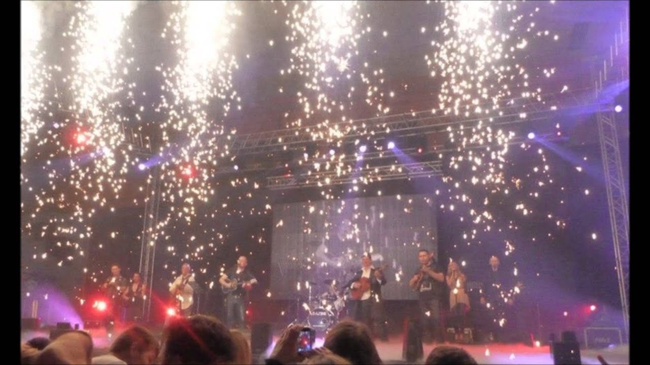 Gazde Laze selo, lazu ljudi LIVE 1995 - YouTube