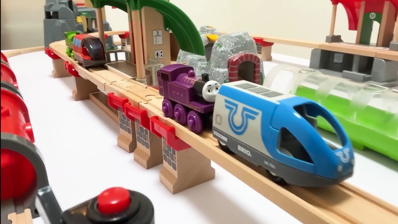 Brio & Thomas wooden trains | stations and a gold mine | train wala ...