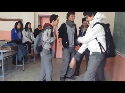 The sons of a Apaçi