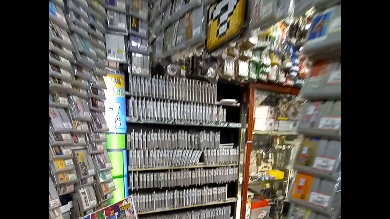 WALL ️ of games at Ojamakan🤯 おじゃま館 三宮店 | DAY 20🍂 | KOBE - YouTube