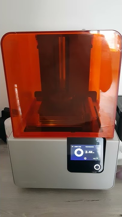 Formlabs Form2 in action, clear v2. - YouTube