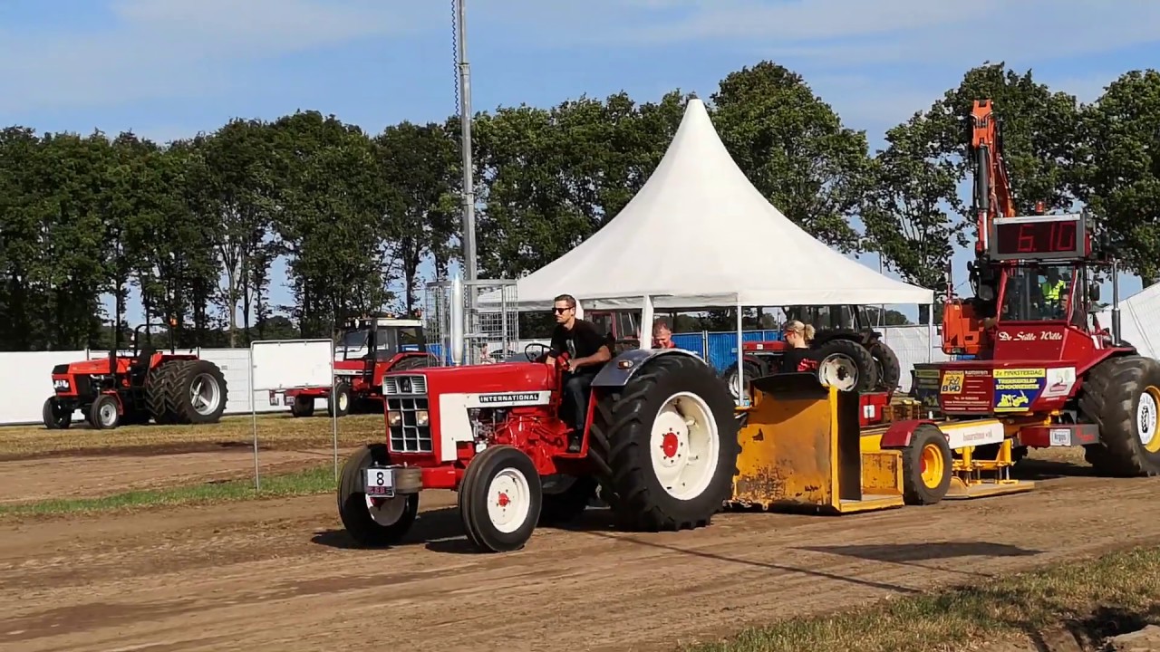 IHC 553 trekkerslep ane 2018 2.8 ton - YouTube