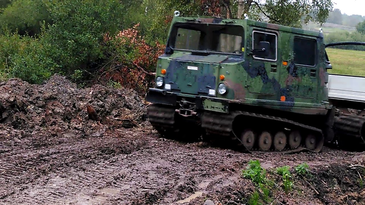 Hägglunds Bv206 with trailer - YouTube