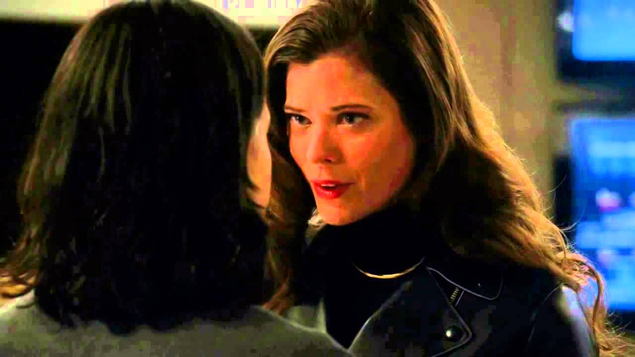 Cisco/ Lisa~ The Flash 2x03 - YouTube