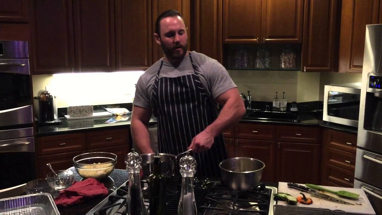 The Bodybuilding Chef - Episode 6- Queso Fundido - YouTube