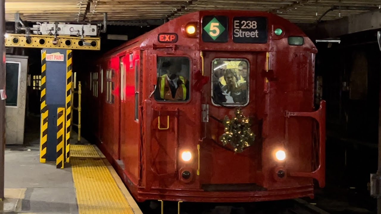 IRT: R142 & R142A (2) (4) and (5) trains + Train of Many Colors @ 149th ...