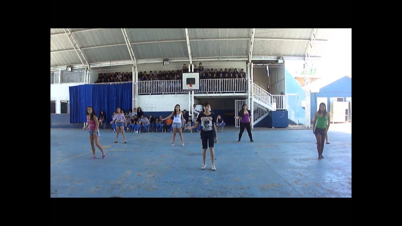 Nicolas Alfaro - Presentación Colegio - YouTube