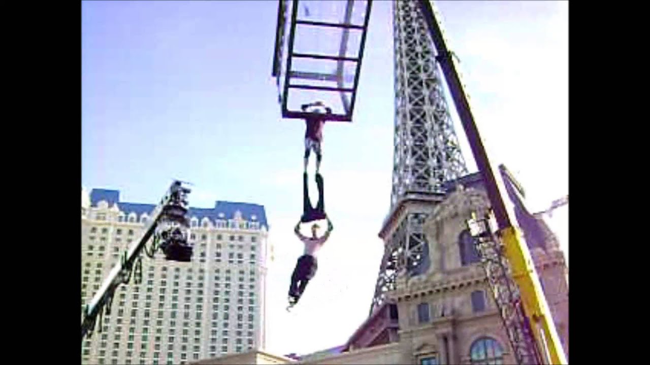 Las Vegas Raw .. The Incredible Burt Wonderstone - YouTube