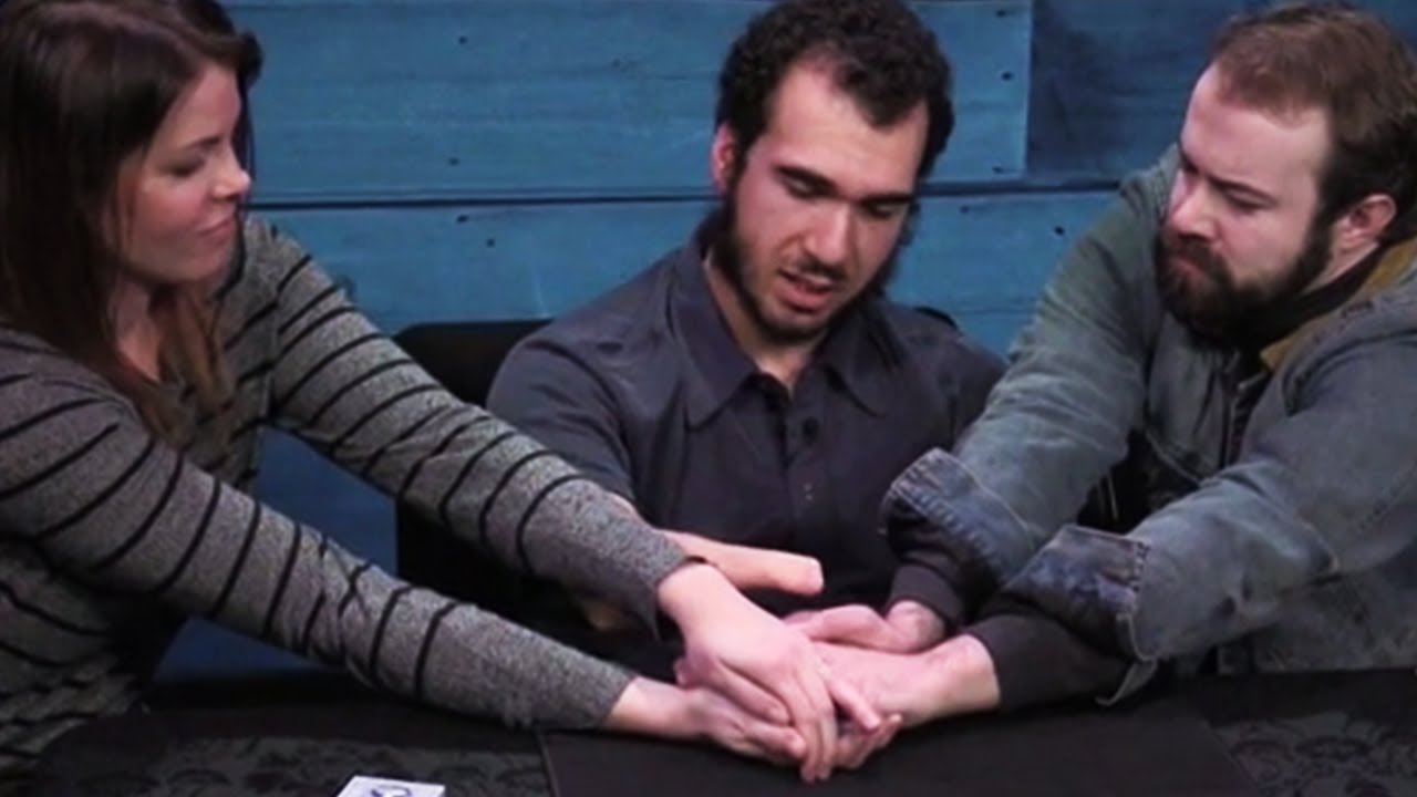 A Triumph of Card Magic | The Power of Belief | Mahdi The Magician ...