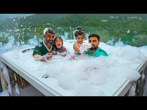 Jacuzzi Me Kari Ayaan Zaid Ne MAsti