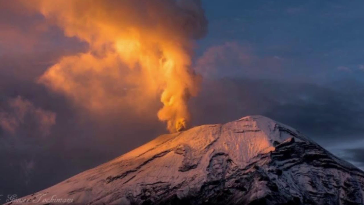 Chile’s Planchon Peteroa volcano spews ash 3 miles into air - YouTube