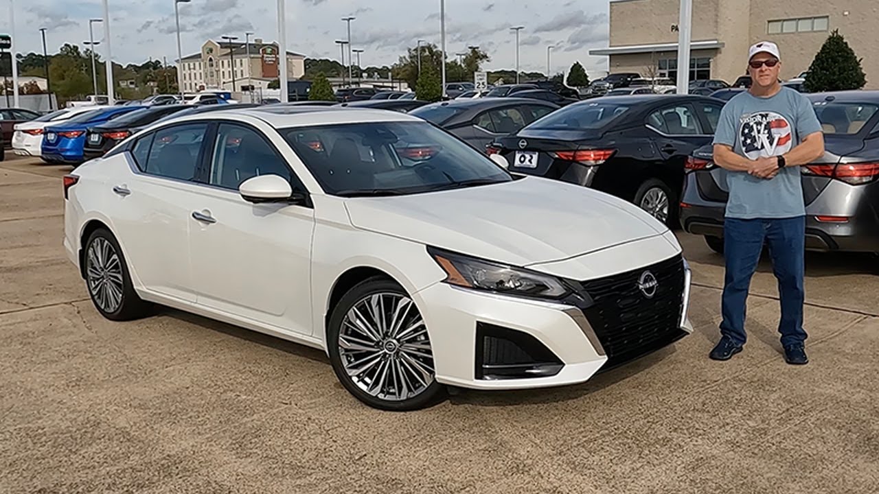 2025 Nissan Altima SL 2.5 - Is It BETTER Than Ever? - YouTube