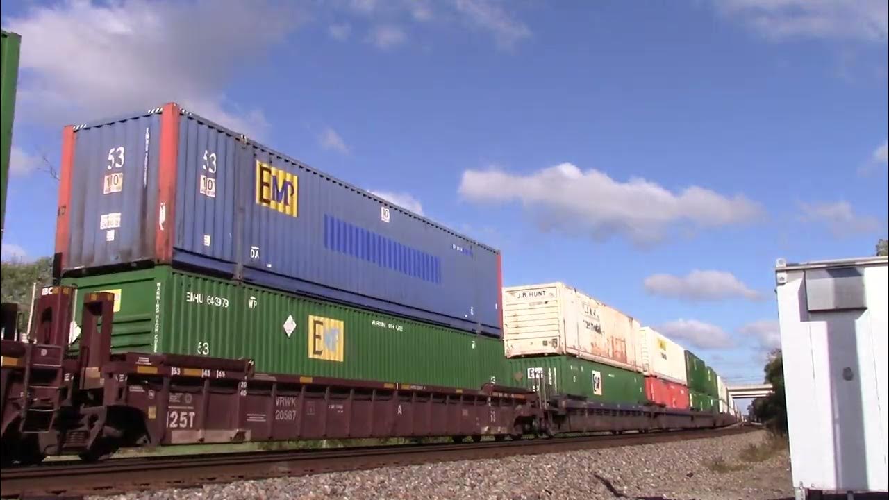 NS #1189 with fouled K5LLA leads NS 29F through Somerset, KY - YouTube