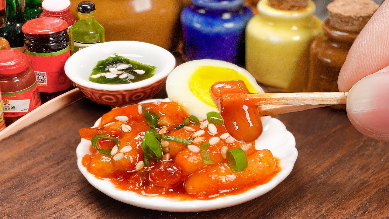 🇰🇷 Satisfying Miniature Korean Rice Cake (Tteokbokki) Recipe | How To ...