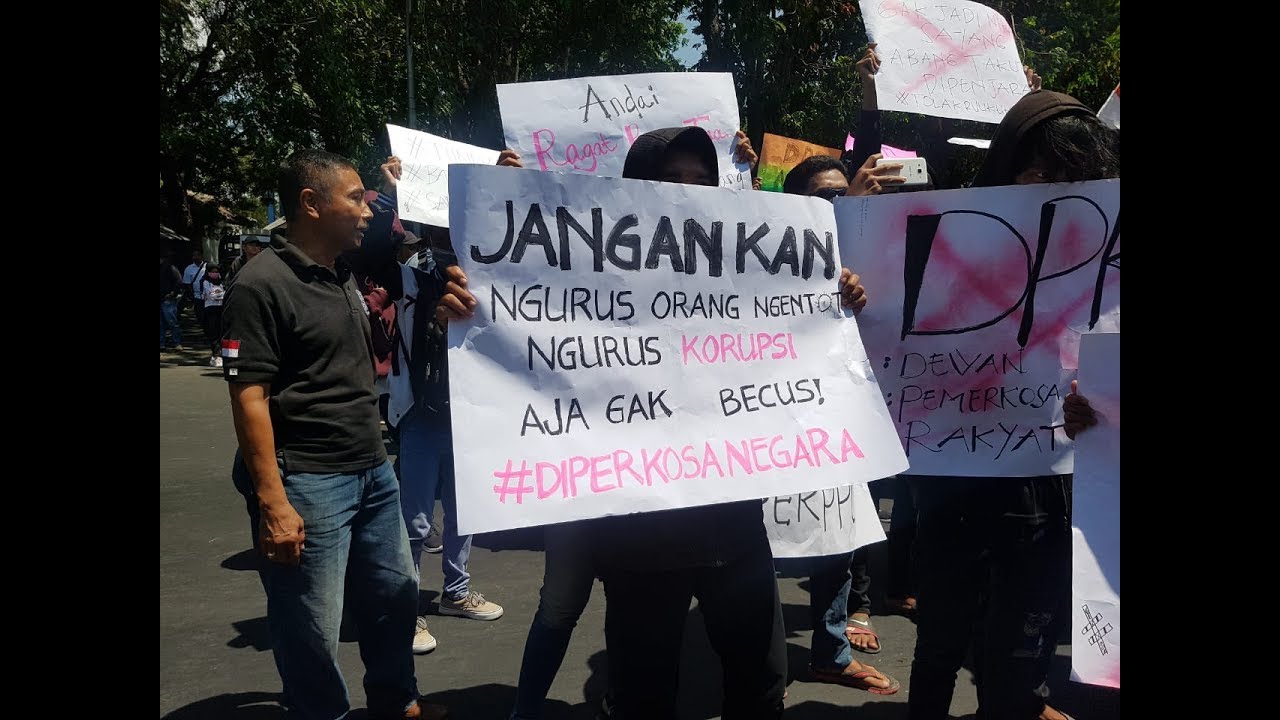 DEMO PMII JEMBER RICUH - YouTube