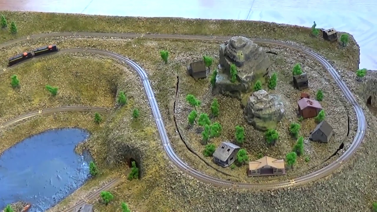 T Gauge Train 20 feet #4 - YouTube