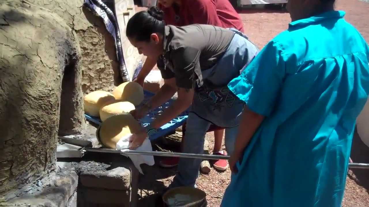 Native American Bread Bake with Horno - YouTube