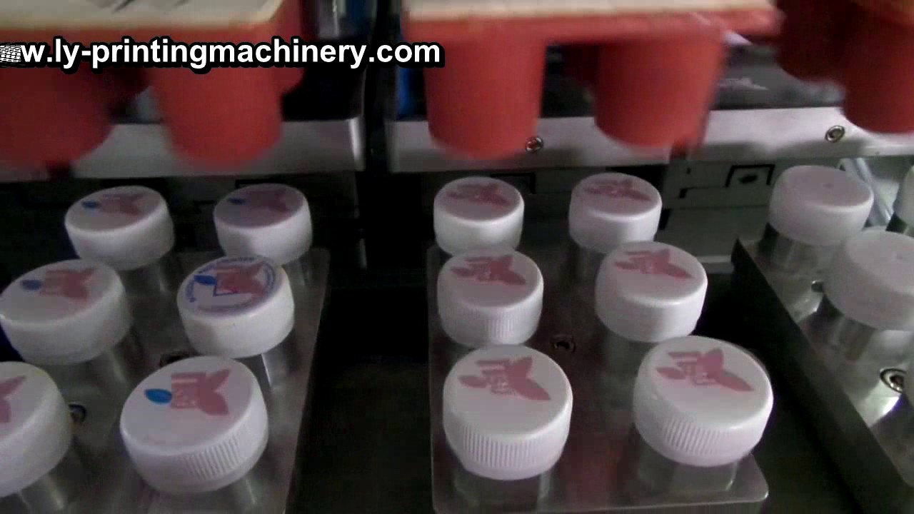 Full Automatic 4 color plastic cap pad printing machine - YouTube