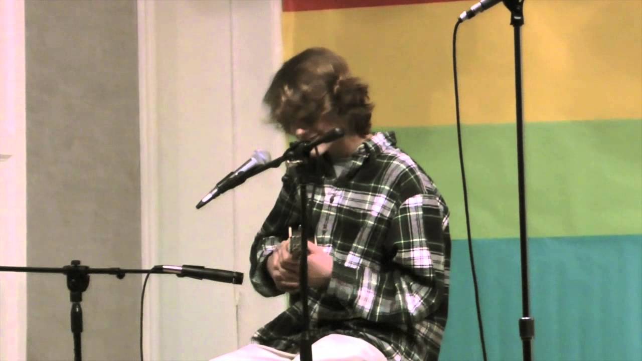 Nathan Leach at Coffeehouse 3-2012 - YouTube