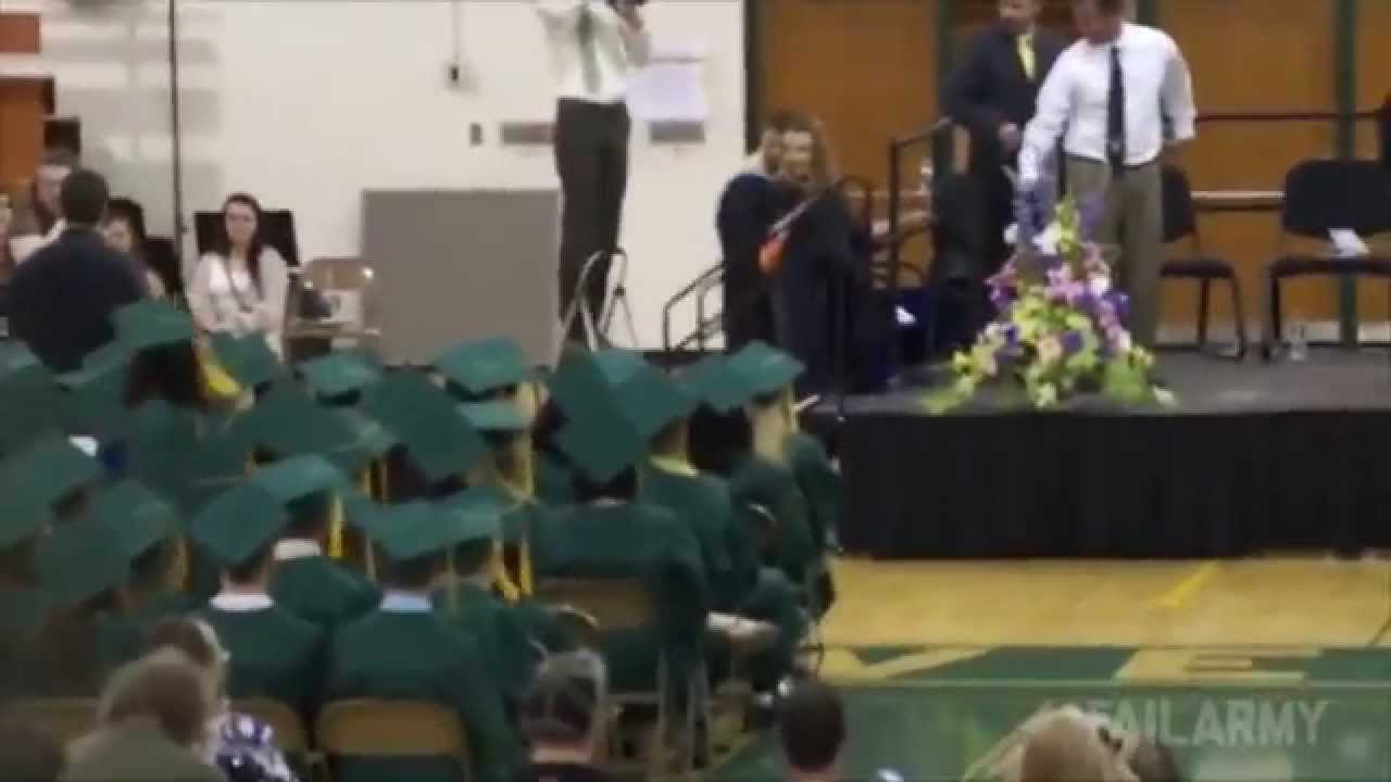 FAILS 2015// AV FAILS - YouTube