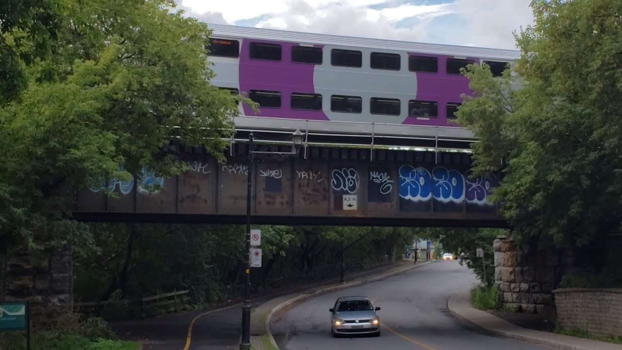 TRAINS EXO Commuter F59PHi and Multilevel Coaches at Lasalle Blvd ...