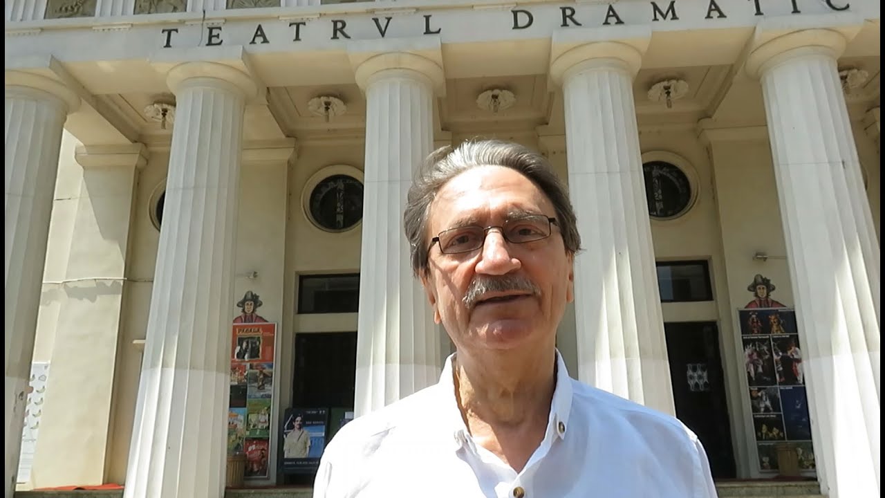 #WeAreBack | Actorul Gabriel Constantinescu te așteaptă la teatru - YouTube