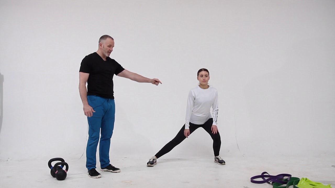 Assisted Static Lateral Lunge - YouTube