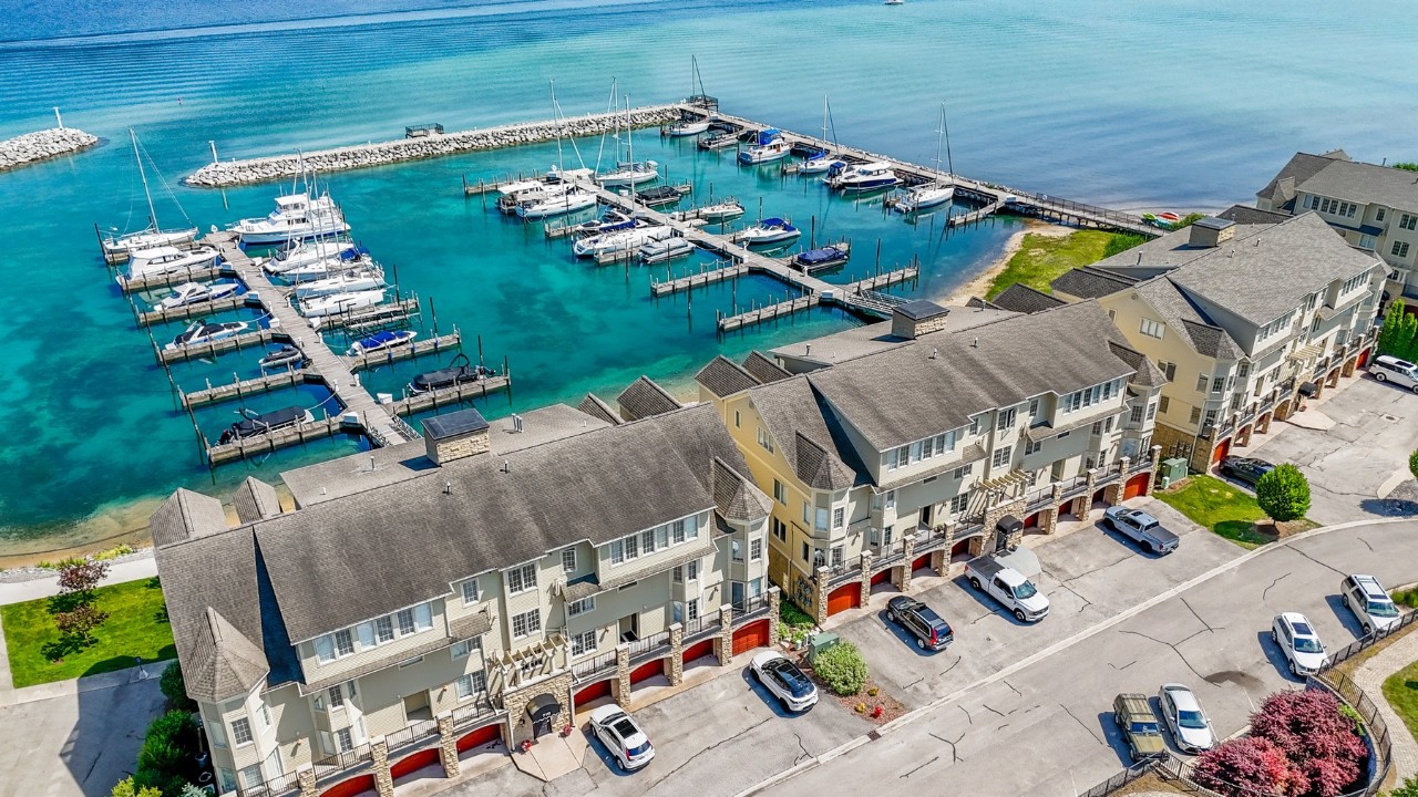 All About Suttons Bay and Bayview Condos - Living In Suttons Bay ...