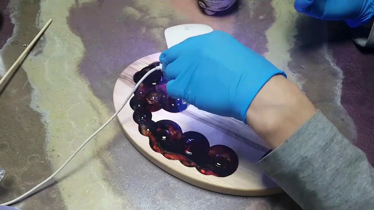 Resin art, Resin crafts - Reforming a cutting board with epoxy resin ...