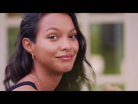 Lais Ribeiro's SI Swimsuit Debut!