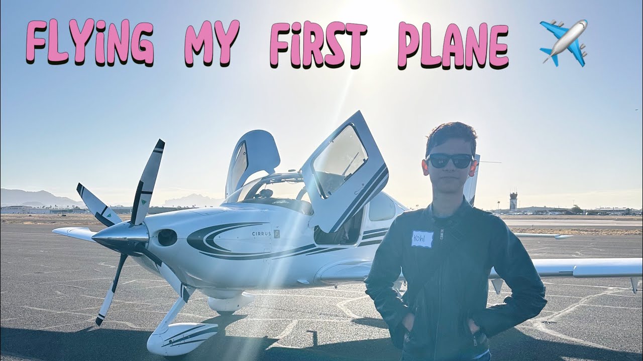 Flying my first plane! ️ - YouTube