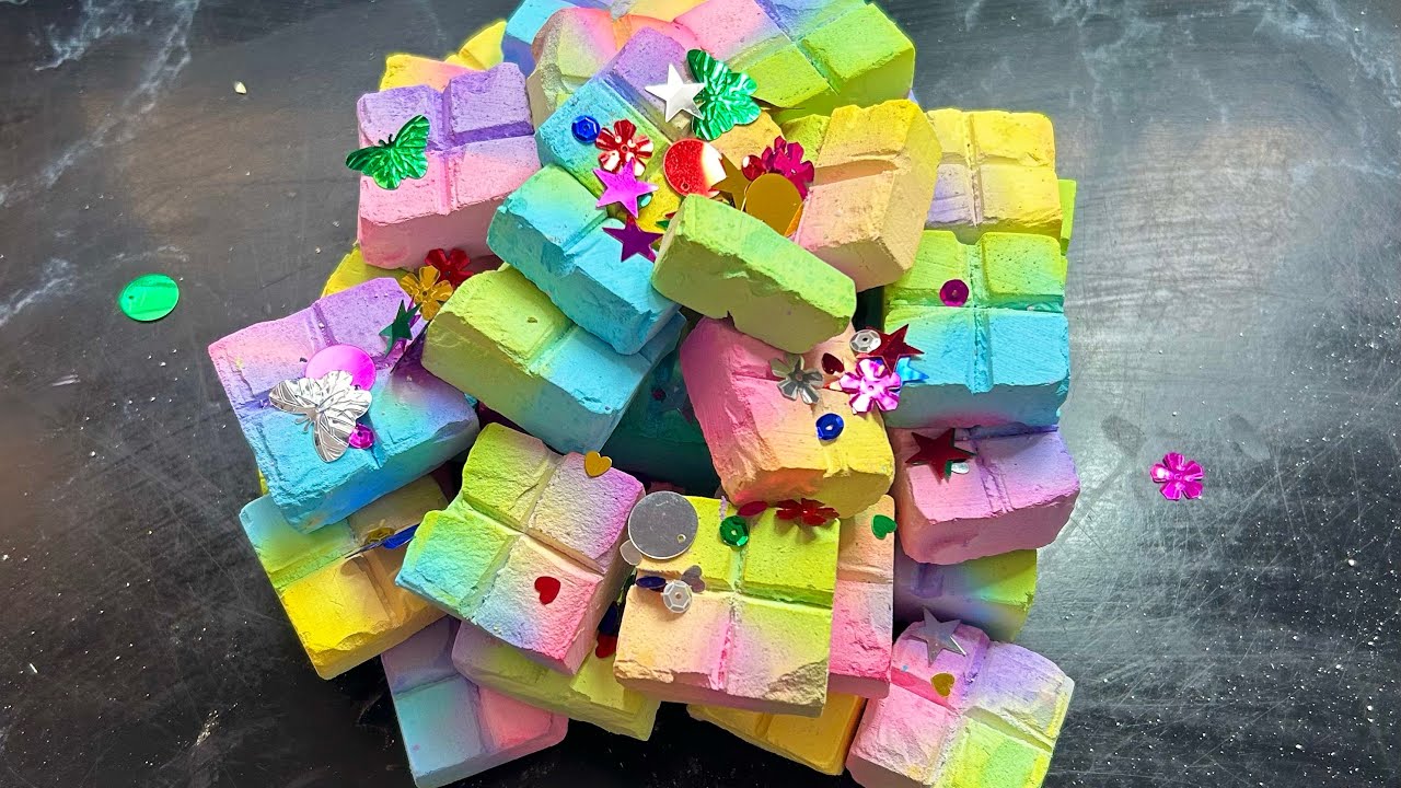 Mini chalklatte 💜 dyed chalk 🩷 Gymchalkasmr 💚 crunchy 🩵 crispy 💛 ...