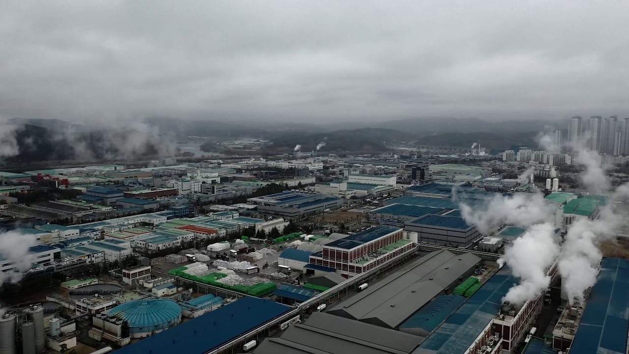[Free 4K Video] factory smoke 01 - YouTube