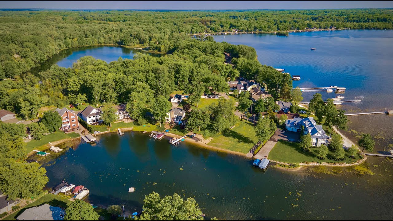 10154 Buhl Dr. | Debbie Bourdon - YouTube