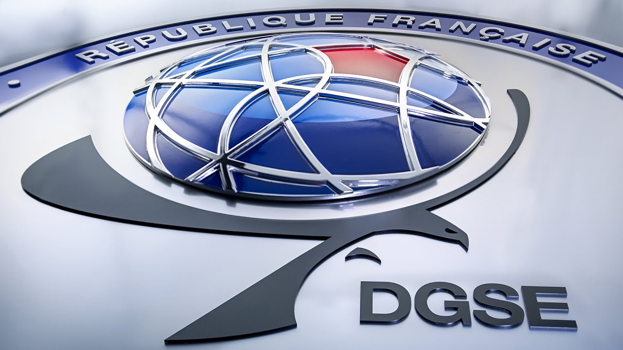 Découvrez la DGSE, le service secret français - YouTube