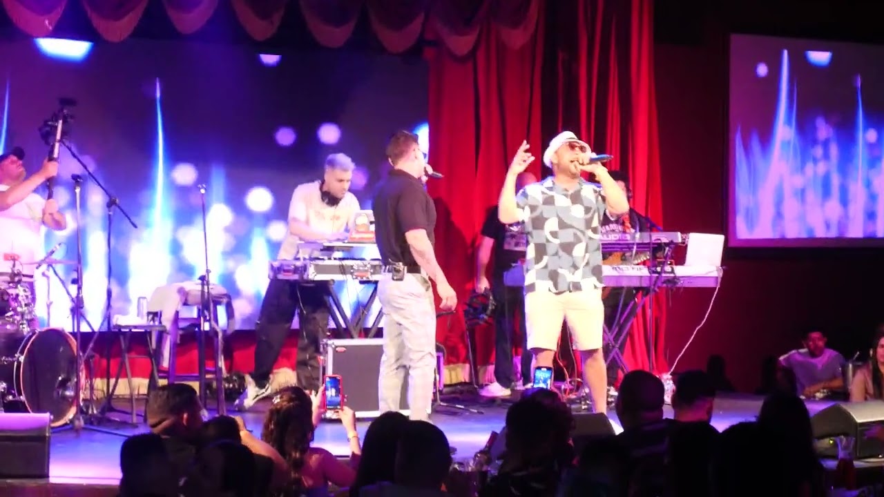 CLAN 537 EN 18 ANIVERSARIO EN FLAMINGO DE MIAMI. - YouTube