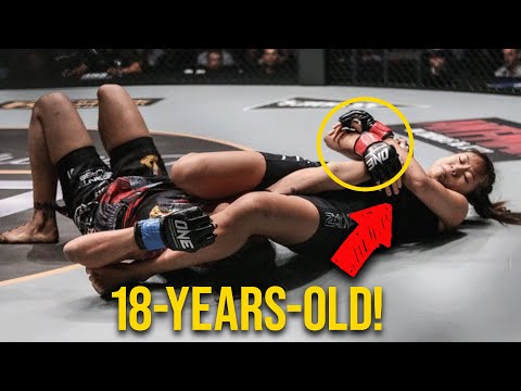 18-Year-Old Angela Lee’s CRAZY MMA Debut 😱 From The Archives