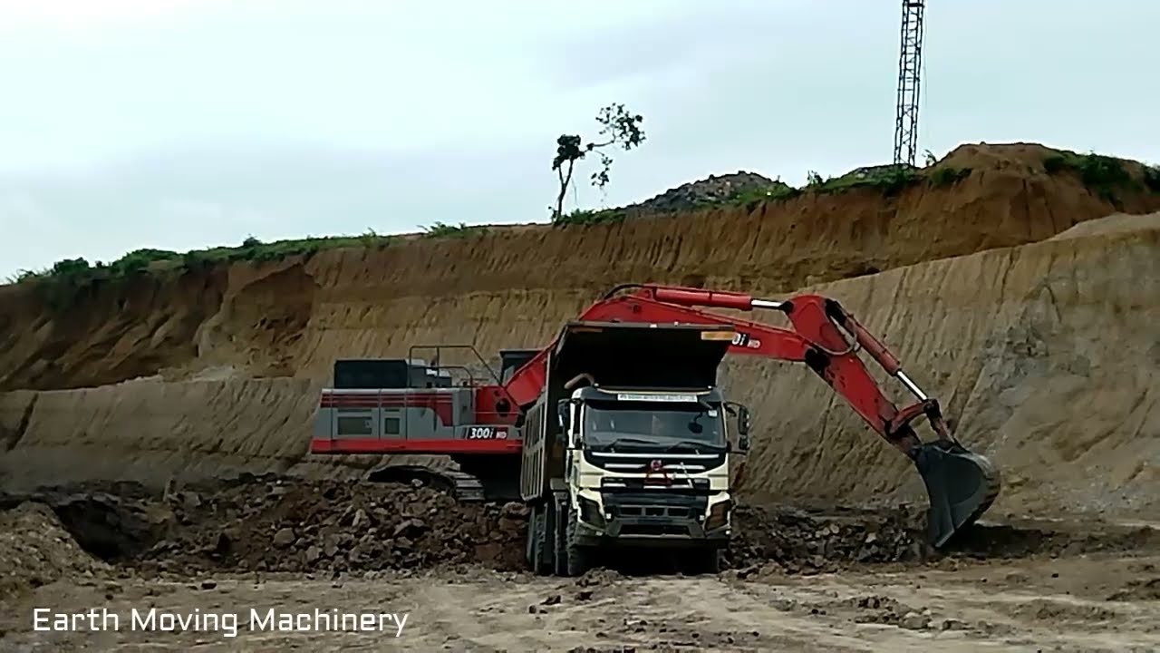 Old Poclain 300 excavator working video with Volvo Tipper # ...