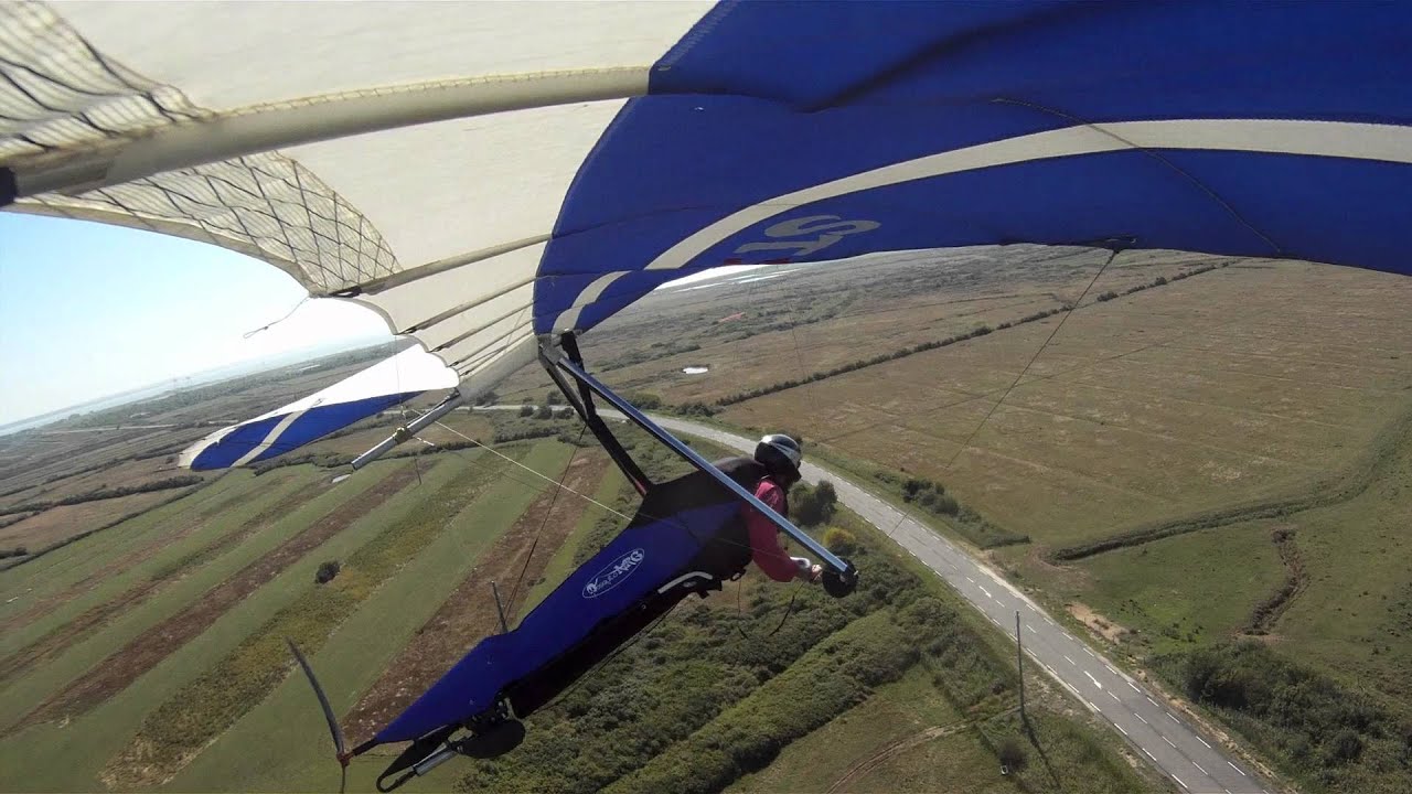 deltaplane motorise : balade sur la pointe de grave - YouTube