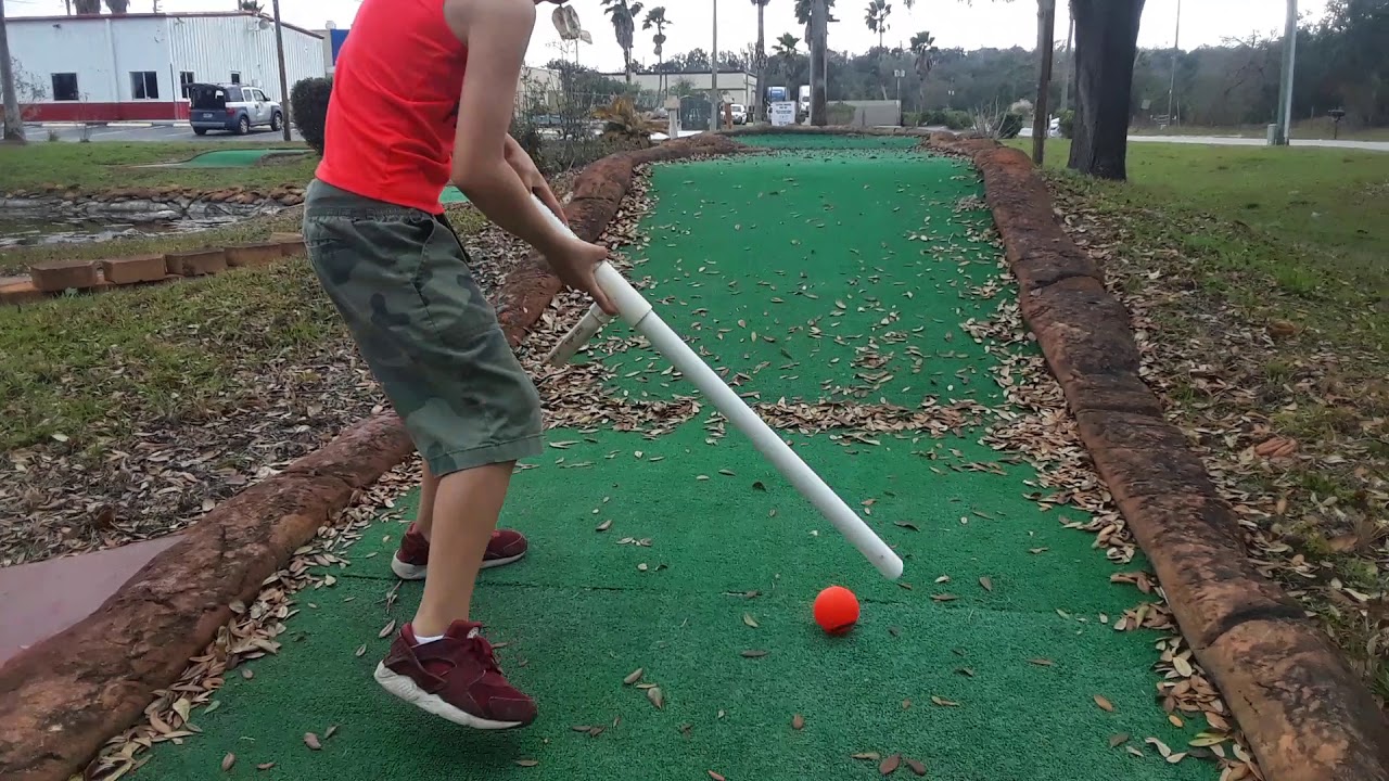 Super creepy scary abandoned miniature golf course - YouTube