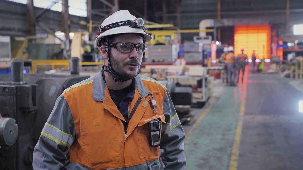 Contremaître intervention - YouTube