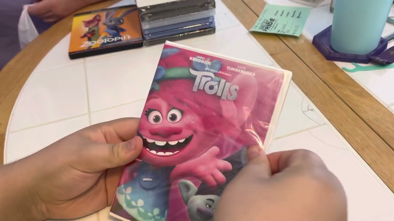 Trolls DVD Unboxing - YouTube