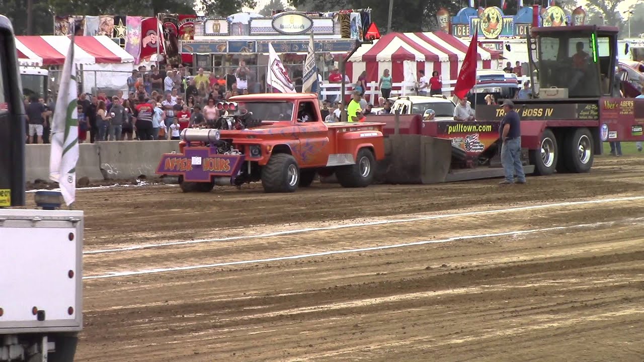 Tractor Pull Super Modified Four Wheel Drive "After Hours" - YouTube