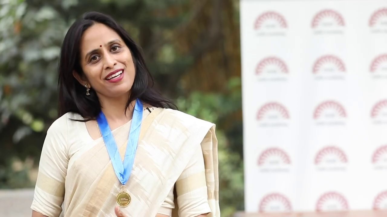 Neha Verma, Gold Medalist - Best Academic Performance - YouTube