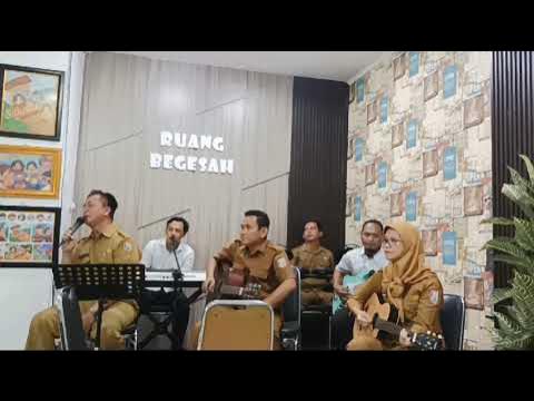 Ku Gadaikan Cintaku Cover by Band Begesah - YouTube