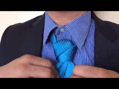 How to tie a tie: Prince Knot - YouTube