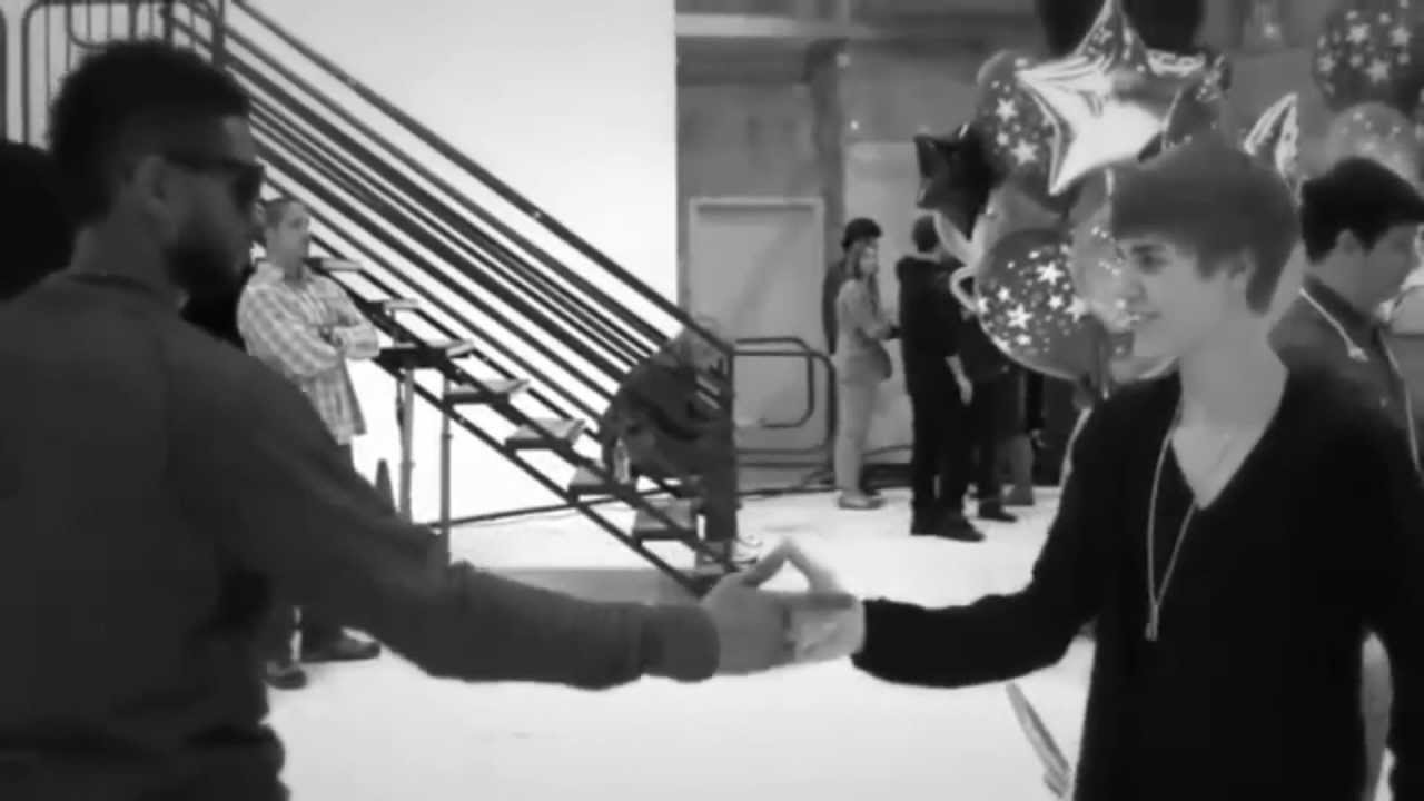 Usher & JB Handshake - Tutorial - YouTube
