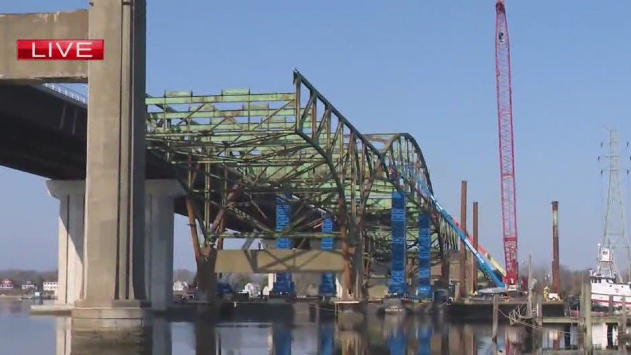 Demolition continues on old Sakonnet River Bridge - YouTube